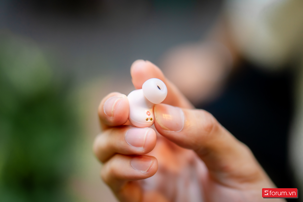 Trên tay Anker Soundcore A30i: Thiết kế dáng thỏi son độc đáo, giá chỉ ...