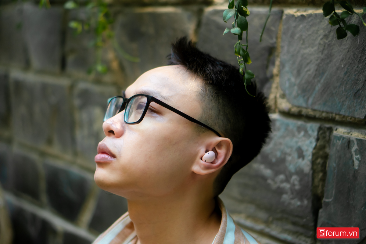 Trên tay Anker Soundcore A30i: Thiết kế dáng thỏi son độc đáo, giá chỉ ...