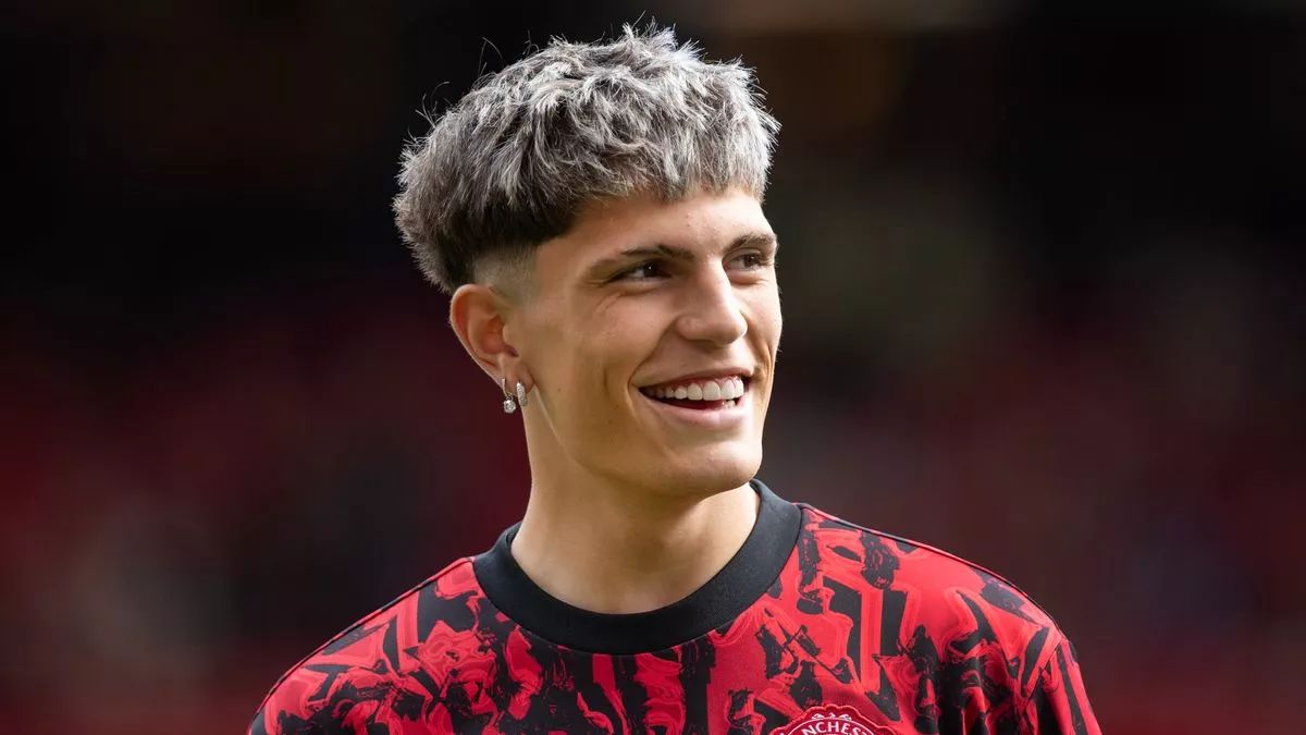 7 kiểu tóc Garnacho ấn tượng và phong cách