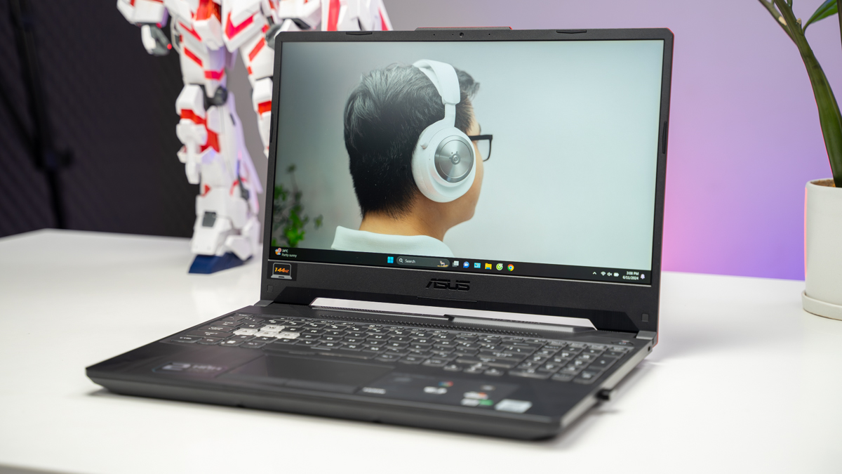 Đánh giá ASUS TUF Gaming F15 2022: Rẻ-mạnh-mát