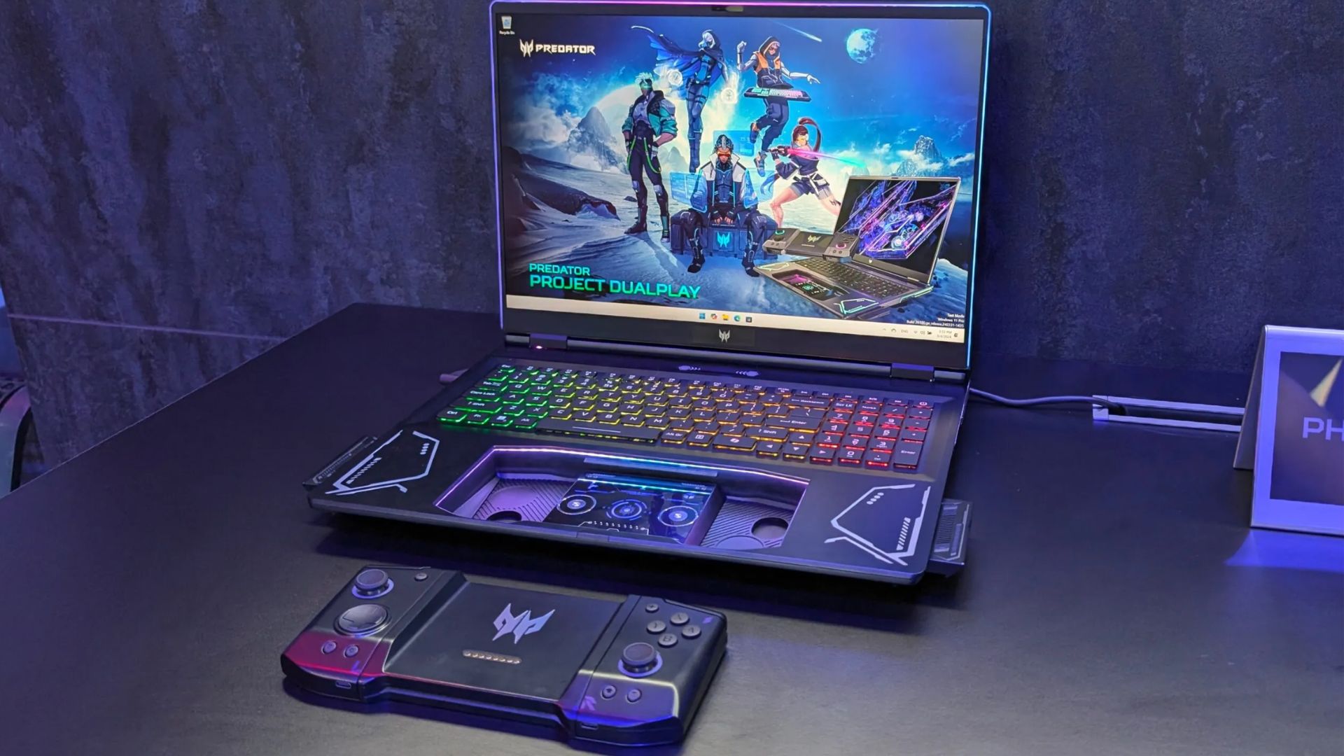 Acer giới thiệu laptop Predator Project DualPlay với trackpad độc lạ