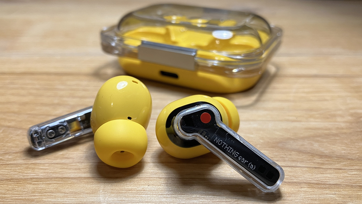 CellphoneS mở bán Nothing Ear Open và Nothing Ear (a)