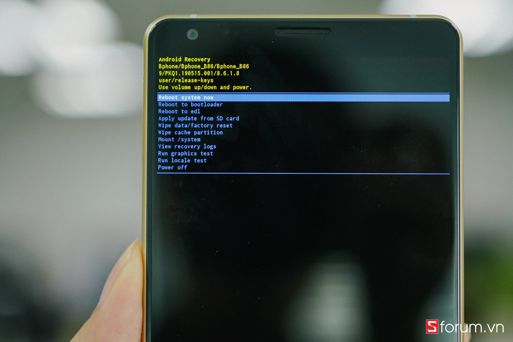 Hướng dẫn reset Bphone B86 khi bị treo/đơ máy hiệu quả