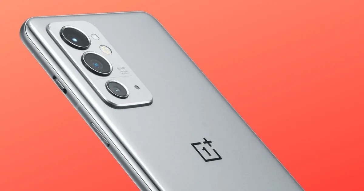 OnePlus 9RT lộ ảnh render và hộp đựng sắc nét, tiết lộ có 3 camera 50MP ...