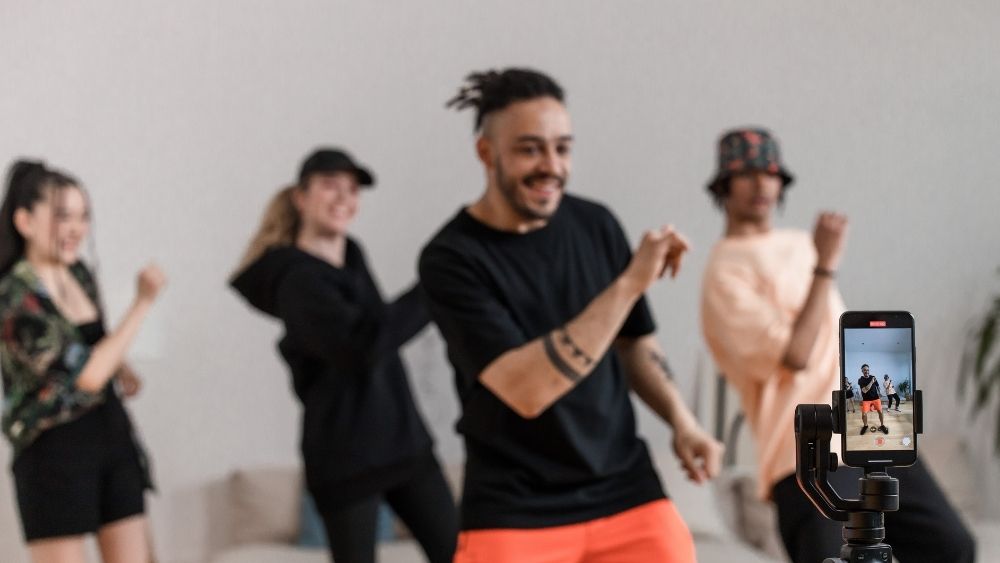 Dolce là gì? Nguồn gốc sự xuất hiện của thuật ngữ "Đôn Chề"