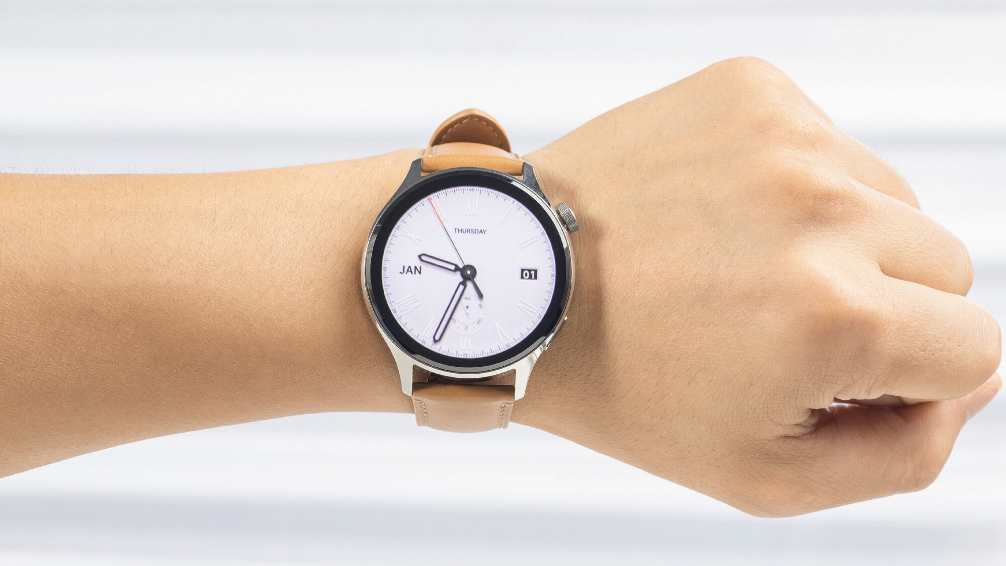 Trên tay Xiaomi Watch S1 Pro: Smartwatch giá chỉ hơn 5 triệu nhưng có ...