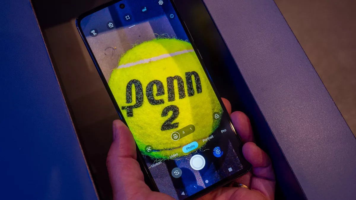 Đánh giá Motorola Moto Edge (2022): Đối thủ bất ngờ của Google Pixel 6 ...