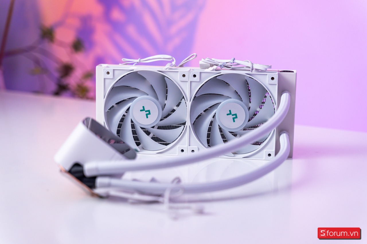 Trên tay bộ tản nhiệt nước AIO DeepCool LS520 SE WH: 2 fan gọn gàng ...