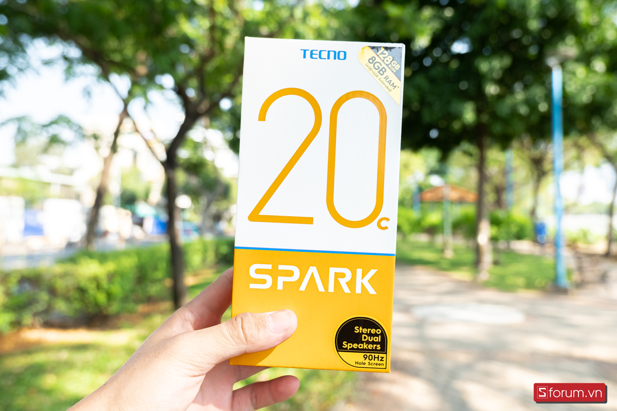 Trên tay TECNO SPARK 20C: Thiết kế sang chảnh, có luôn loa kép stereo ...